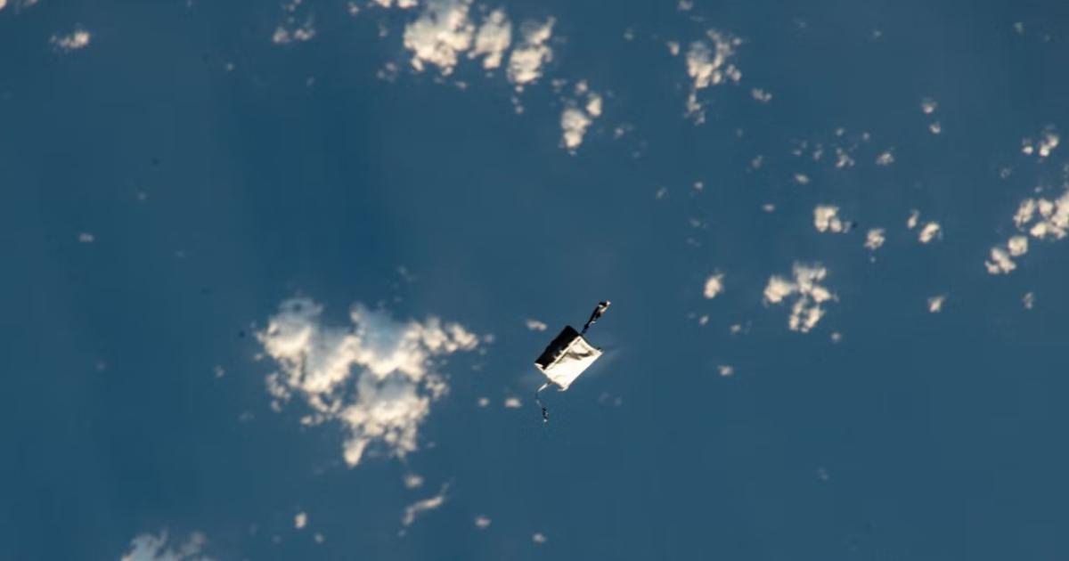 NASA's tool bag orbiting the Earth - NewsyList